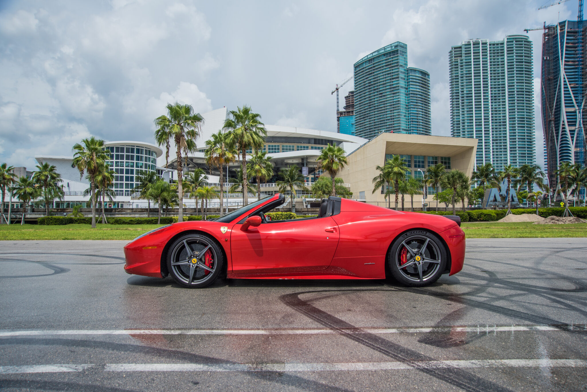 Luxury car rental in Miami Beach - Vip Miami Auto