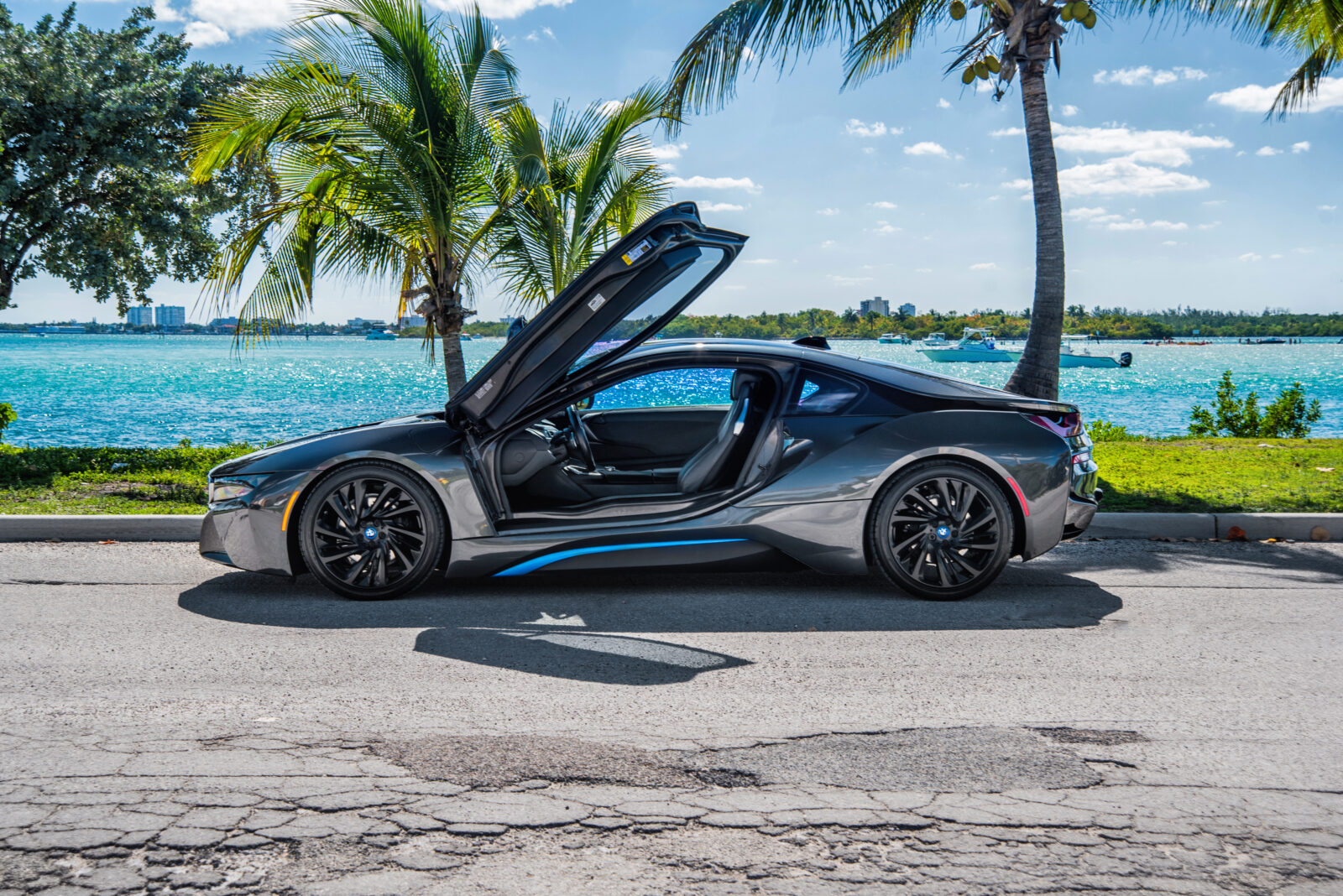 Luxury car rental in Miami Beach - Vip Miami Auto