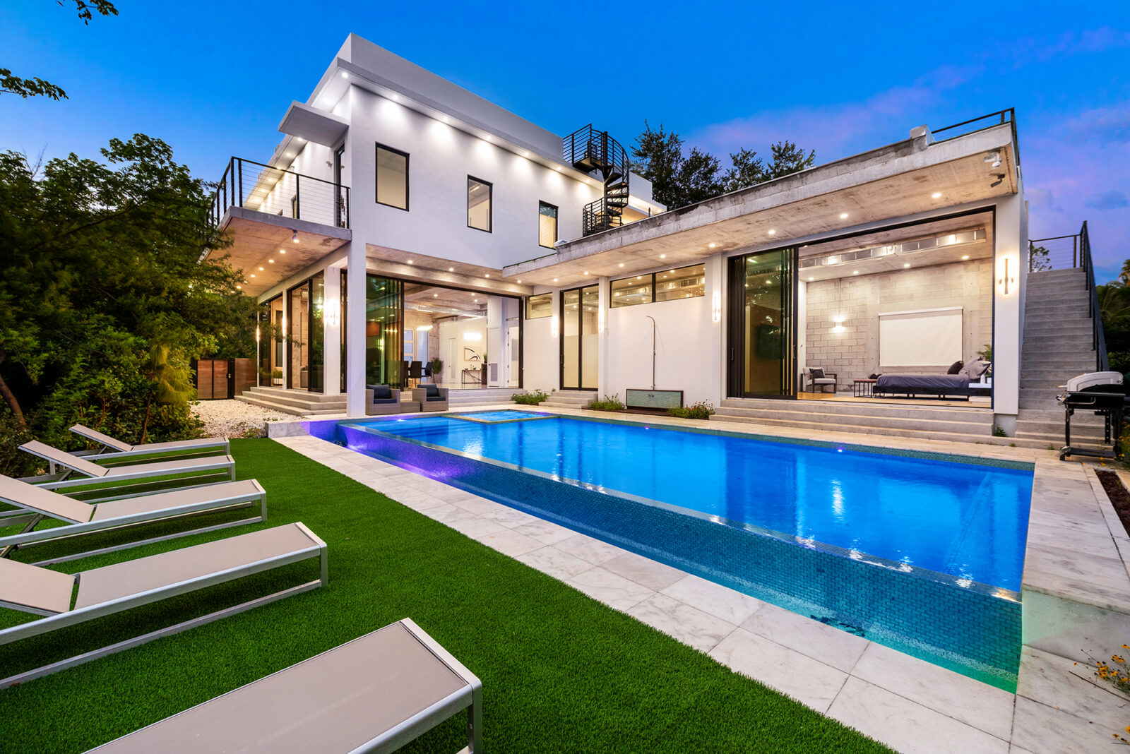 VILLA INFINITY - Vip Miami Auto