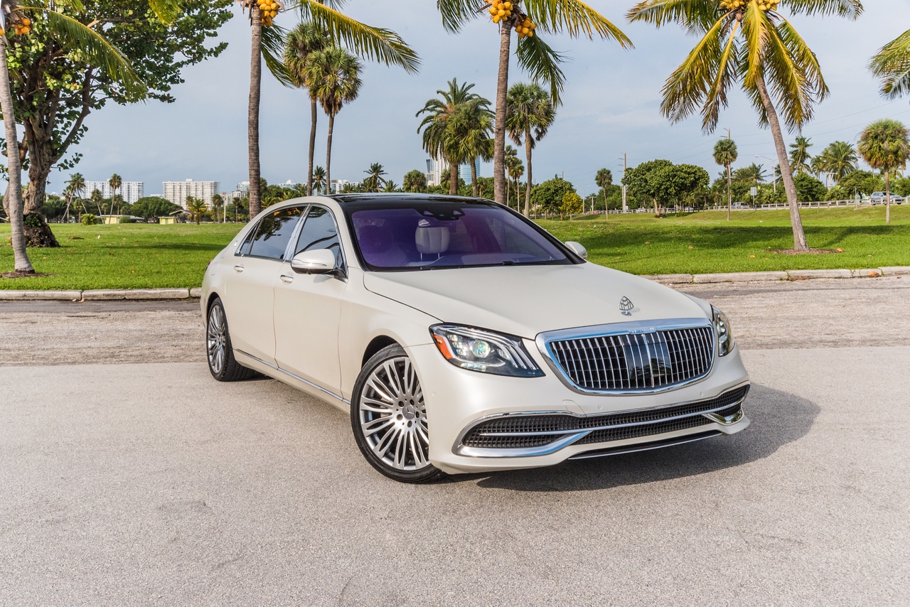 Mercedes Benz Maybach S560 - Vip Miami Auto