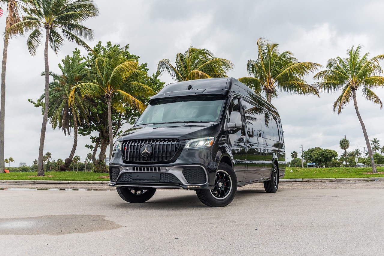 Mercedes Benz Sprinter Brabus - Vip Miami Auto